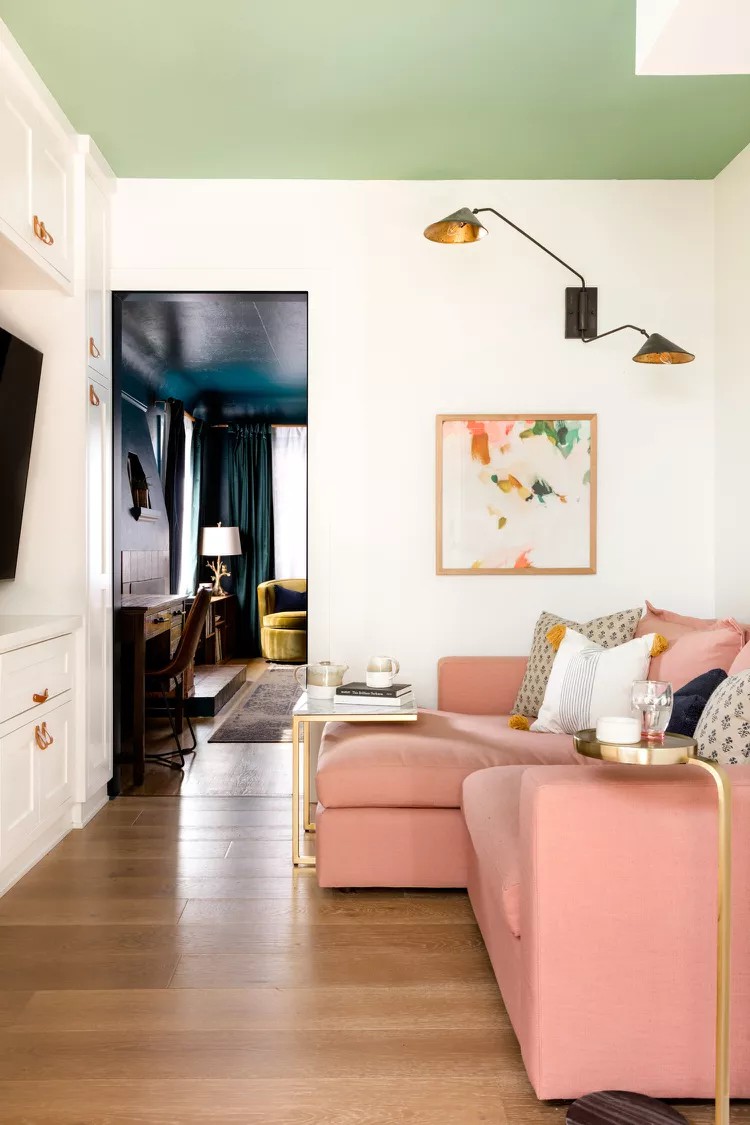 How to Layout Your Small Living Space to Maximize Style and Space ...